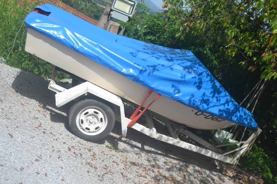 ELAN Gliser 360, cena: 2900 EUR, tel: 070 222 370.