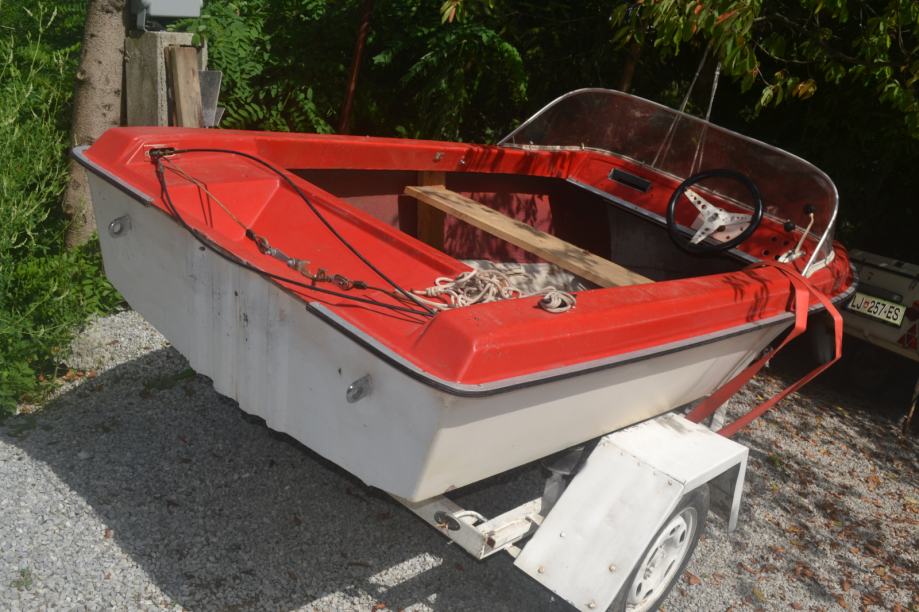 ELAN Gliser 360, cena: 2900 EUR, tel: 070 222 370.