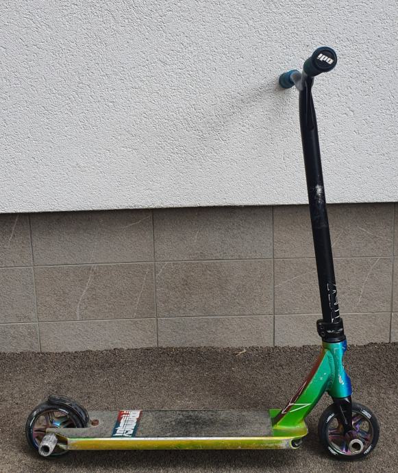 Prodam skiro Blunt Prodigy s5 custom made