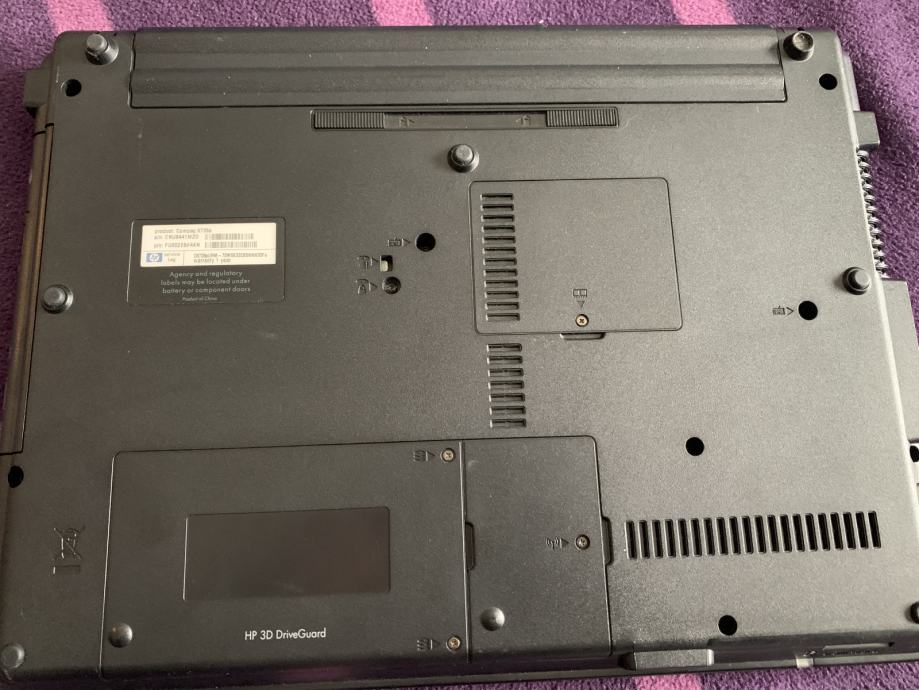 Dva prenosnika Compaq 6735s in Asus X50SL