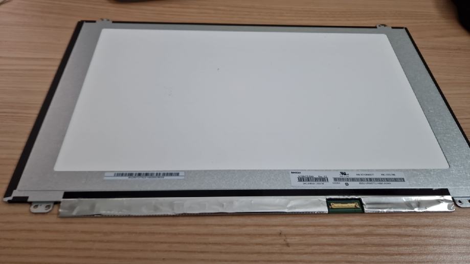 Lcd led zaslon 15 1920X1080