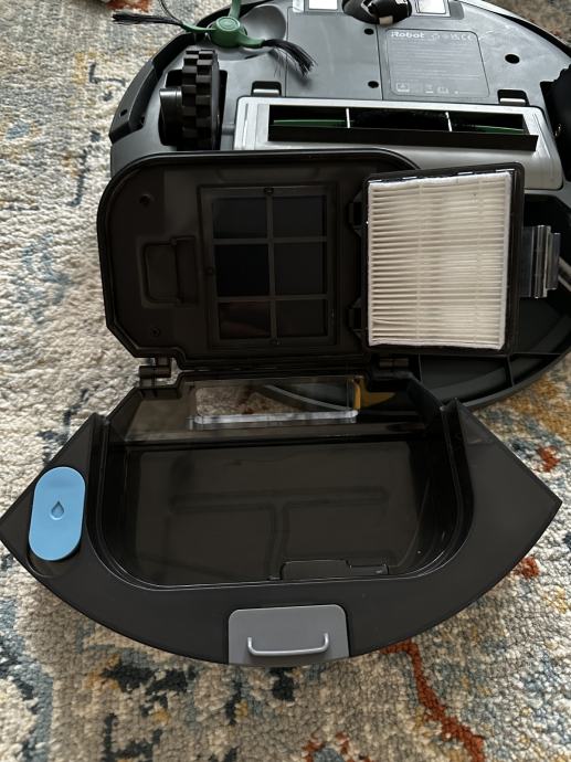iRobot Roomba Combo Essential