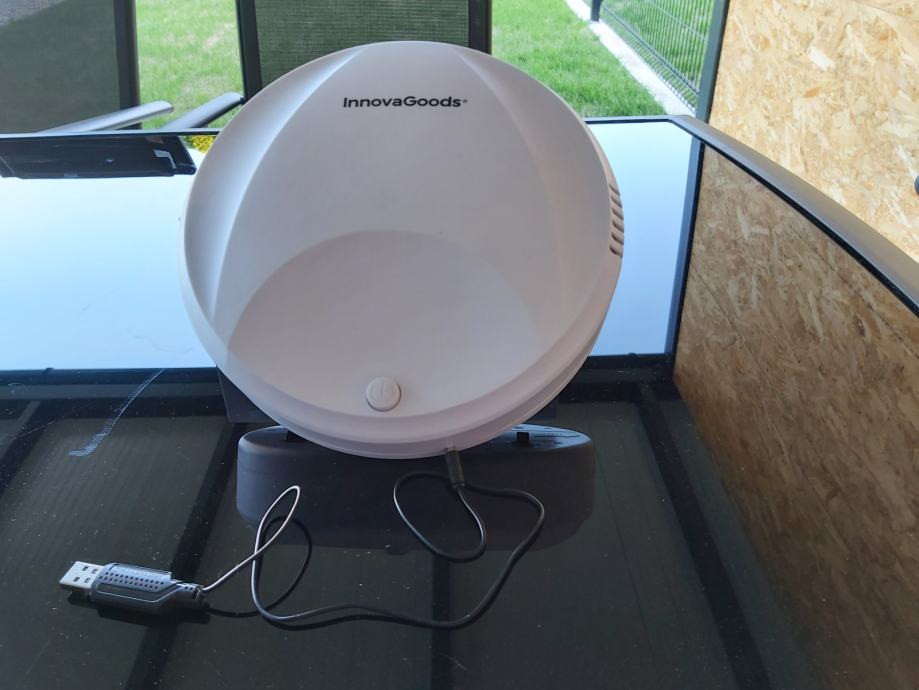 Pametni robotski sesalnik Rovac 1000