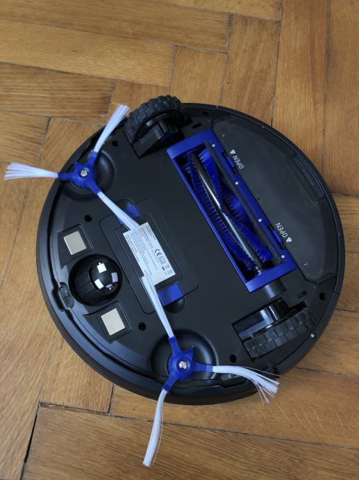 Robotski sesalec Rowenta Smart Force Essential