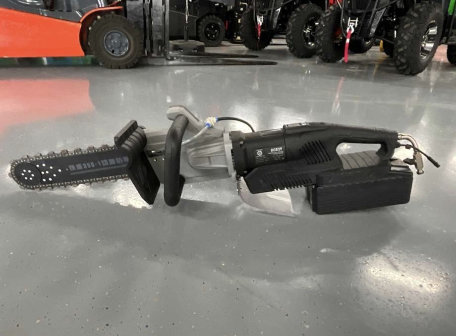 Baterijska žaga za rezanje betona in opeke UFEQUIPMENT DC839