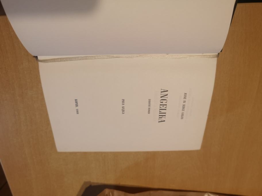 Angelika 1 : zabavni roman, Angelska markiza / Anne in Serge Golon