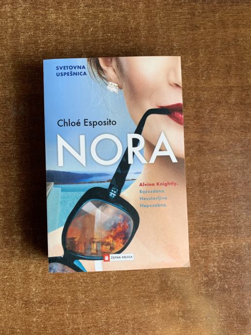 Chloe Esposito: Nora