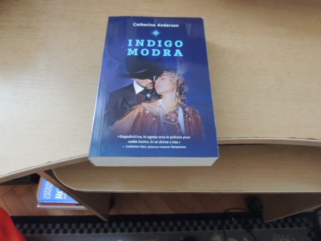 INDIGO MODRA C. ANDERSON ZALOŽBA HIŠA KNJIG 2023