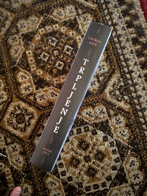 Lauren Kate: Trpljenje (Padli angeli 2. knjiga)