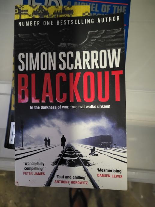Simon Scarrow - Blackout