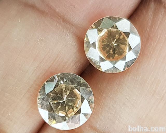 naravni cirkon 7,93 ct