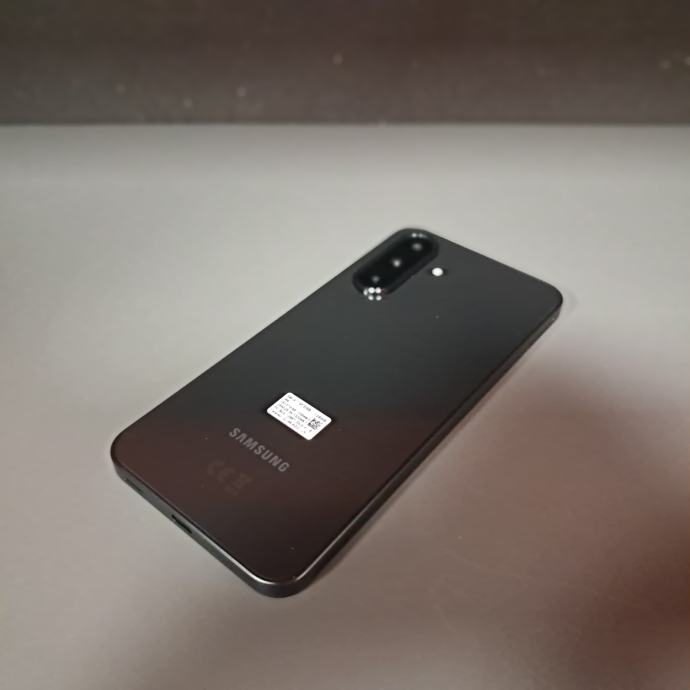 Pametni telefon Samsung Galaxy A17 4G, 128GB