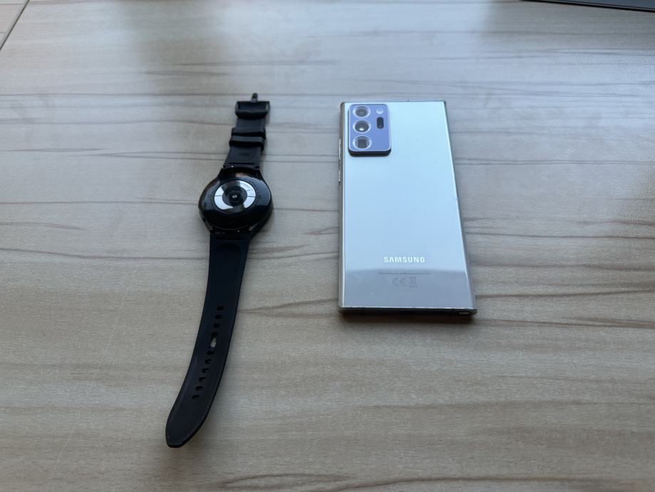 Samsung Galaxy Note 20 Ultra 5G 256GB in Galaxy Watch 4 Classic 46mm