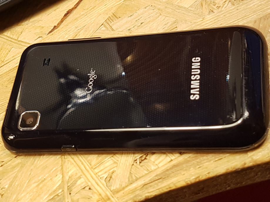 Samsung GT I9000 Galaxy S - Android smartphone