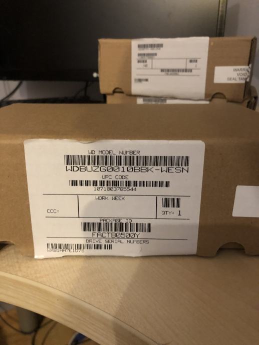Na voljo več Western Digital trdih/zunanjih diskov (1TB, 2TB)
