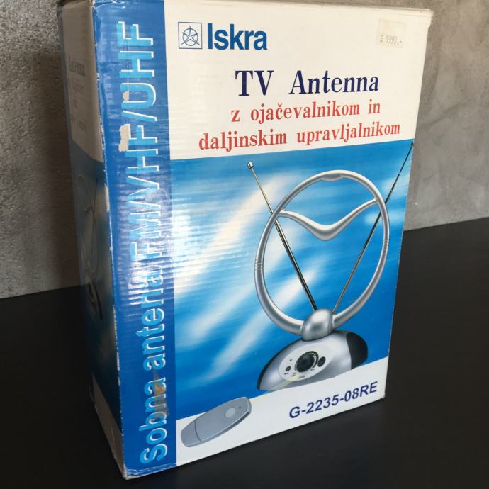 Sobna antena z ojačevalnikom Iskra