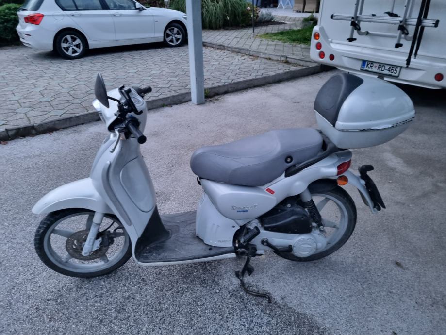 Aprilia Scarabeo 100 4T 96 cm3, 2002 l.