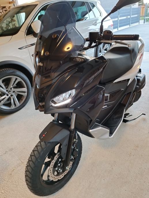 Aprilia Sr-gt 125 125 cm3, 2022 l.
