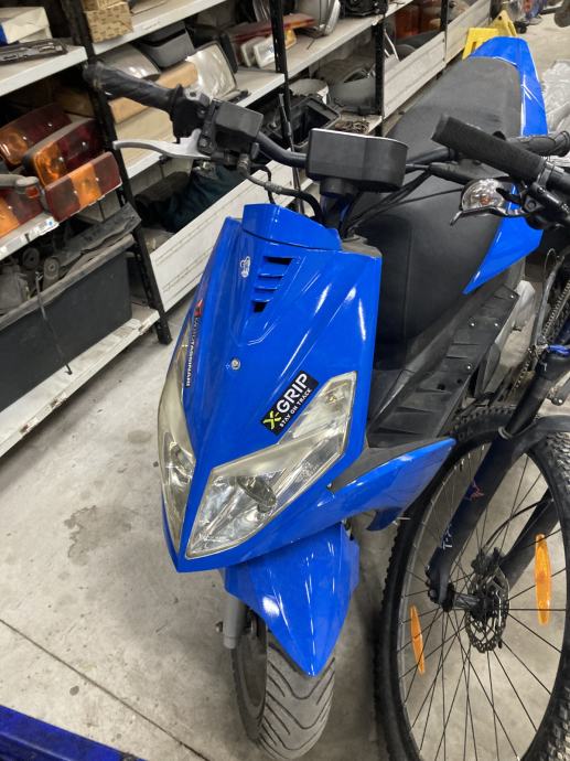 Generic XOR 125 125 cm3, 2013 l.