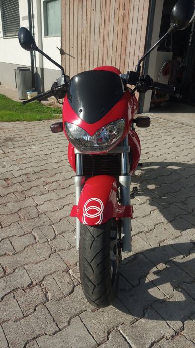 Gilera DNA 49 cm3, 2001 l.