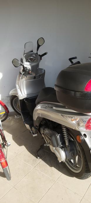 Kymco People S 49 cm3, 2009 l.