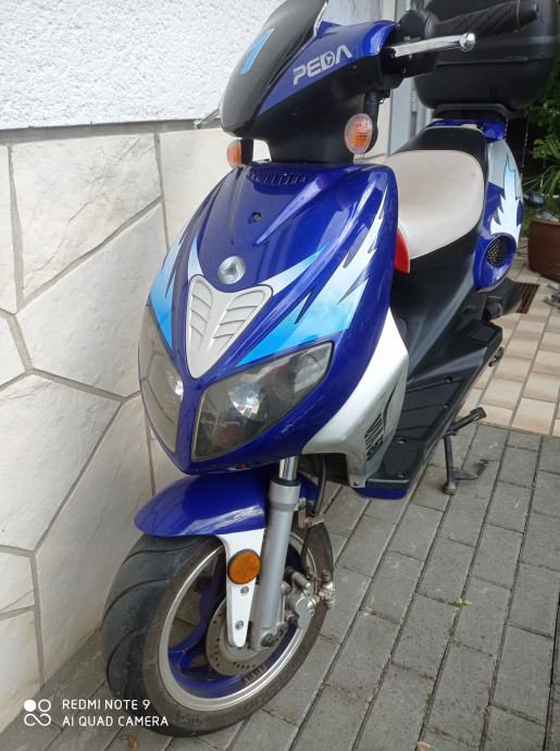 peda via 50 scooter 49 cm3, 2009 l.