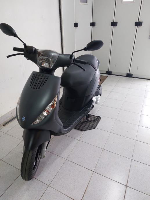 Piaggio Piaggio Zip 25 4T 50 cm3, 2018 l.