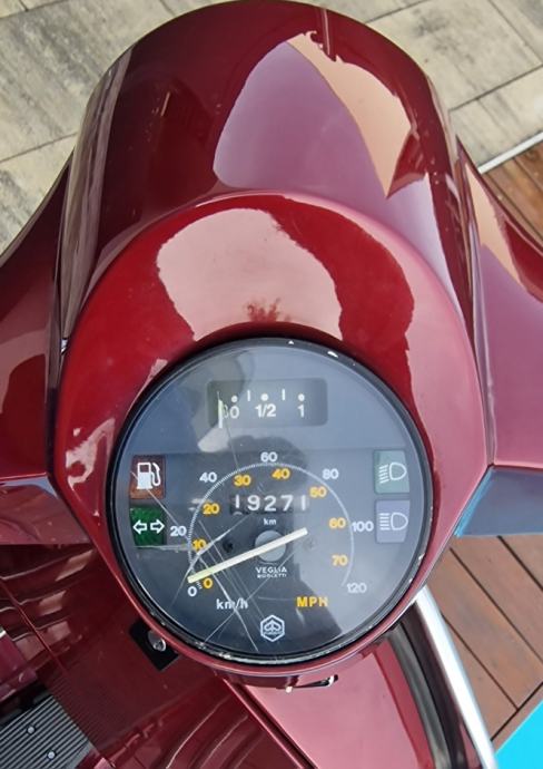 Piaggio Vespa PX 200 E Arcobaleno 198 cm3, 1988 l.