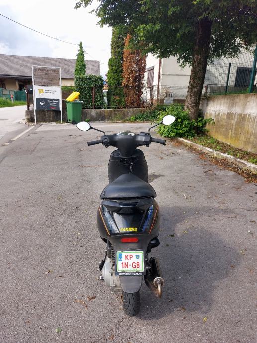 Piaggio Zip 50 cm3 registracija pod 25km/h, 2010 l.