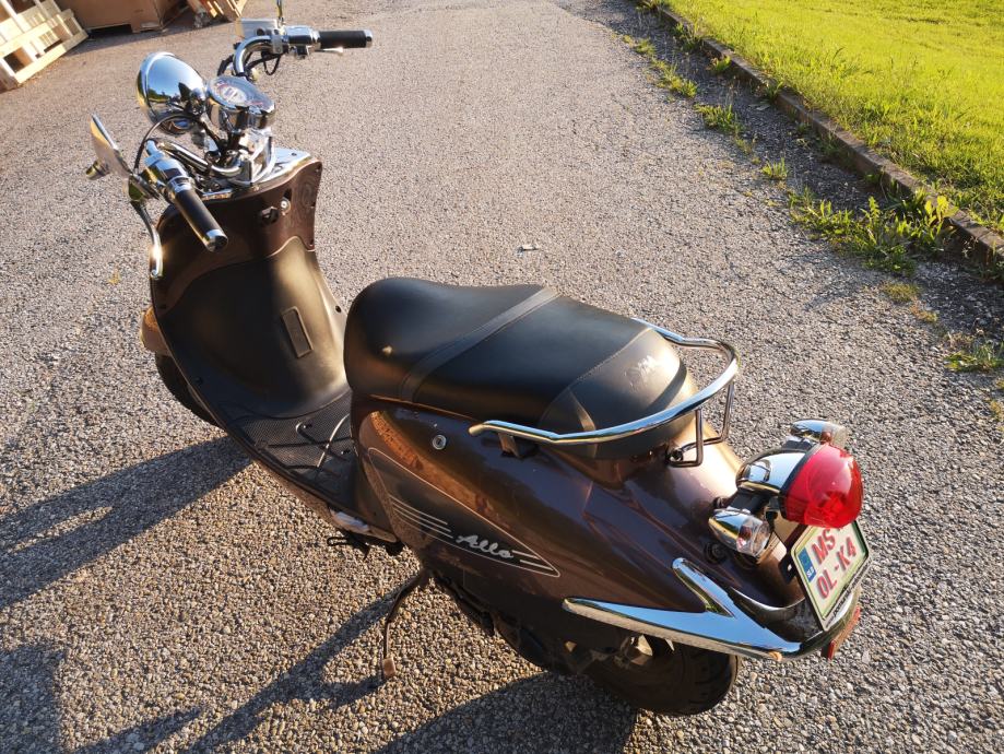 Skuter Sym Allo 50 25 49 cm3, 2018 l.