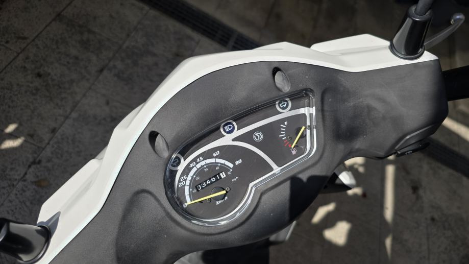 Sym Sym Orbit II 50 25 49 cm3, 2016 l.