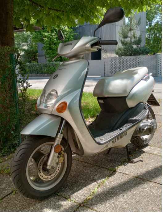 Yamaha Neos 50 2T 49 cm3 reg. ugodno, 00 l.