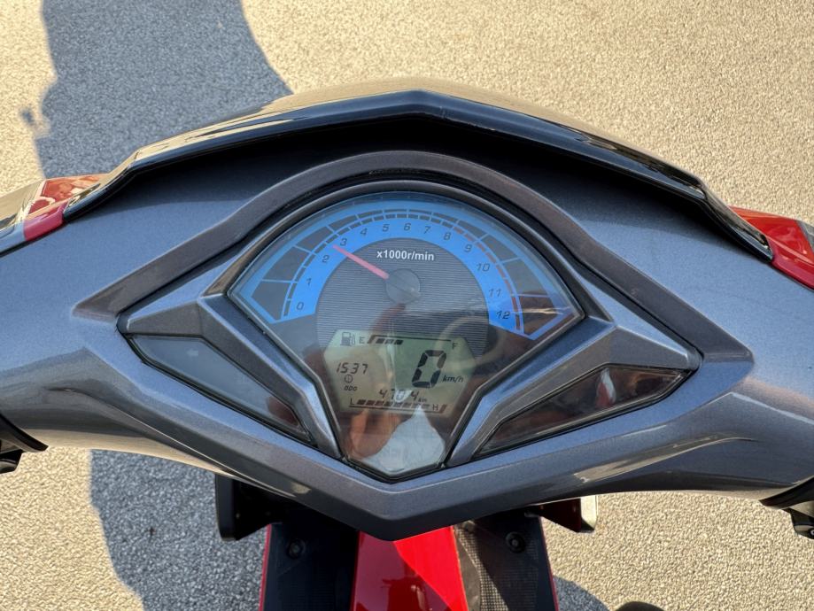 Znen Fantasy F11 25km/h 49cm3, 2020 l.