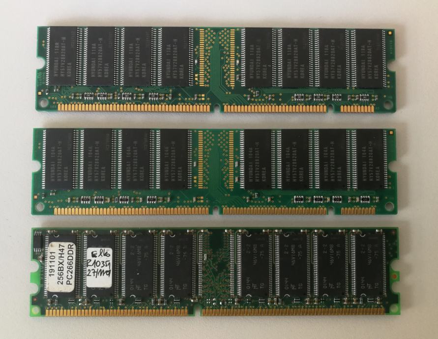 SD RAM 128MB in 256MB PC133