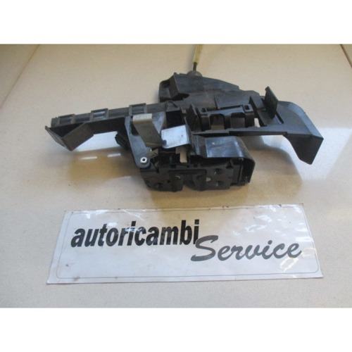 CENTRALNI ZAKLEP SPREDNJIH VRAT OEM N. 4894641 ORIGINAL REZERVNI DEL