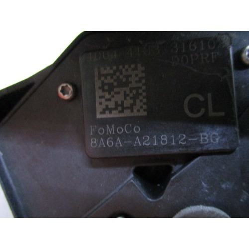 CENTRALNI ZAKLEP SPREDNJIH VRAT OEM N. 8A6A-A21812 ORIGINAL REZERVNI