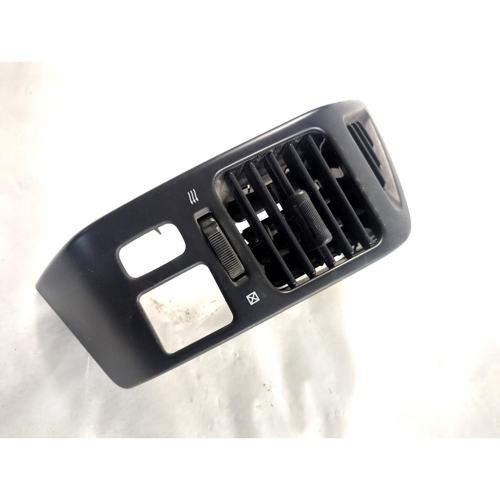 MR40245102 BOCCHETTA AERAZIONE CRUSCOTTO LATO SINISTRO MITSUBISHI PAJE