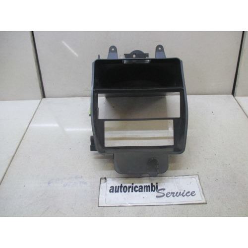 SREDINSKA KONZOLA OEM N. 748506 ORIGINAL REZERVNI DEL BMW Z4 E86 (200