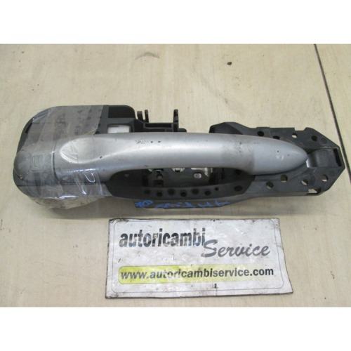 ZUNANJA KLJUKA SPREDNJA LEVA VRATA OEM N. 806070032R ORIGINAL REZERVNI