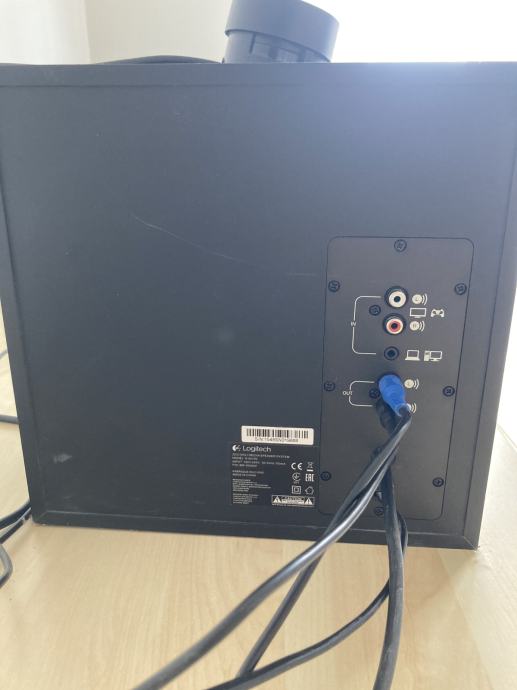 Logitech Z533 zvočniki 2.1