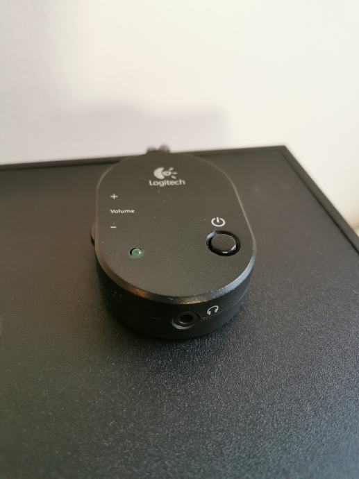Zvočniki Logitech X210