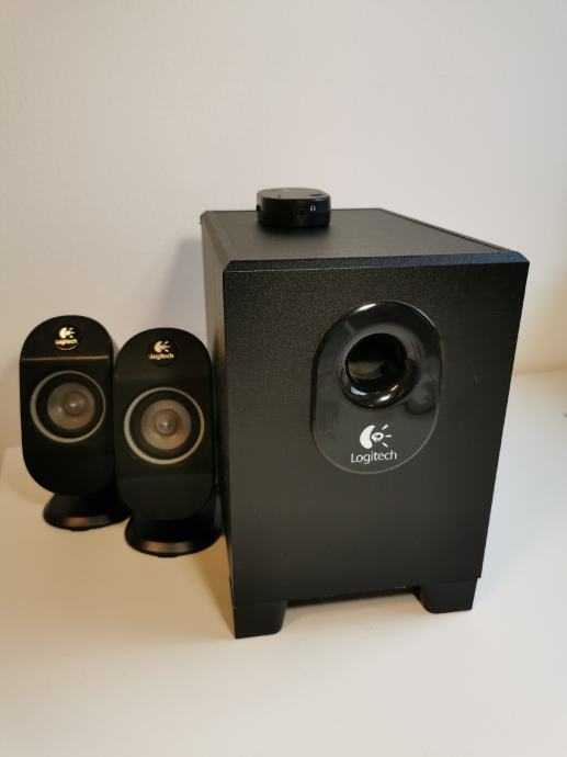 Zvočniki Logitech X210