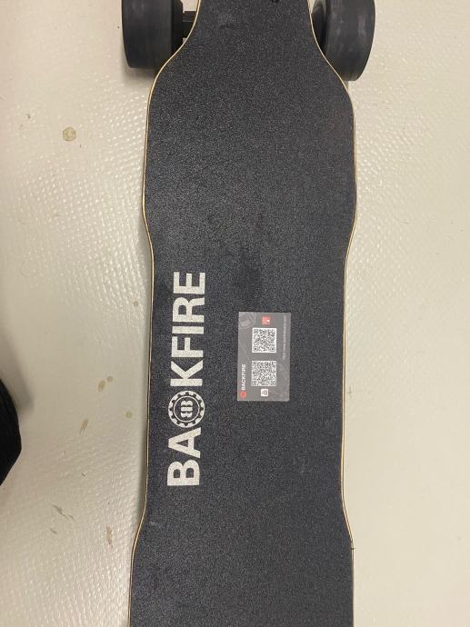 Backfire G2, elektricna rolka