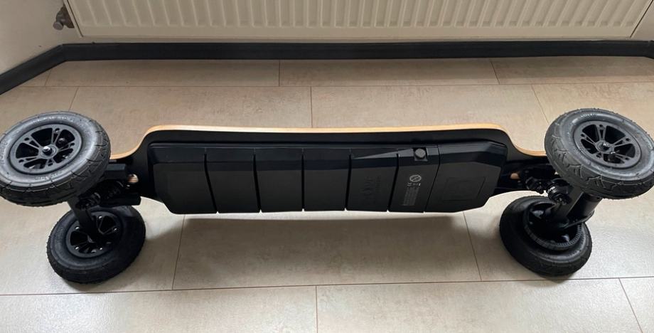 Evolve GTR Bamboo SKATEBOARD