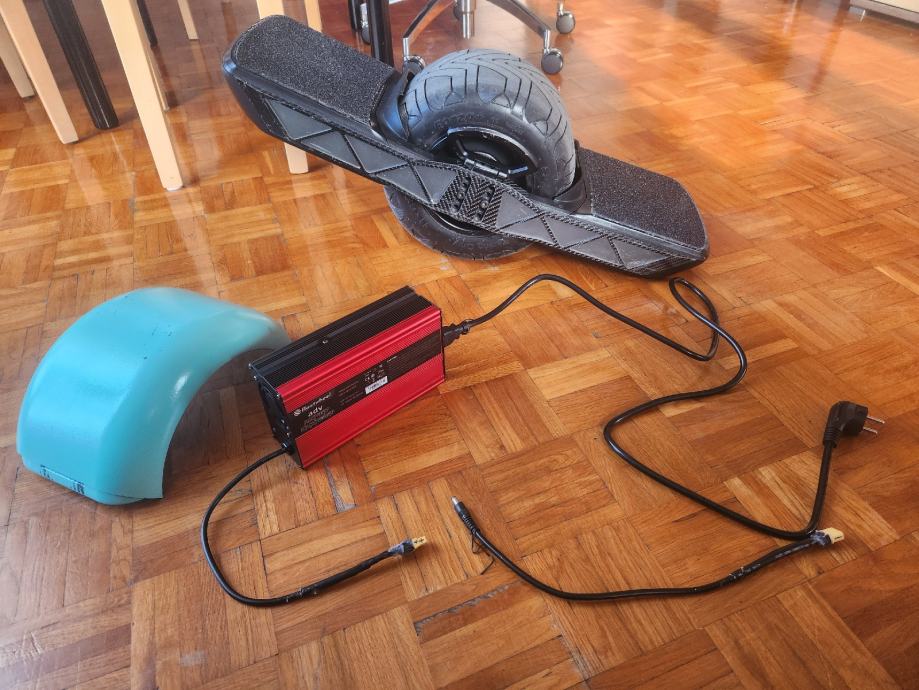 Floatwheel ADV Pro - like new and waterproofed (Onewheels)