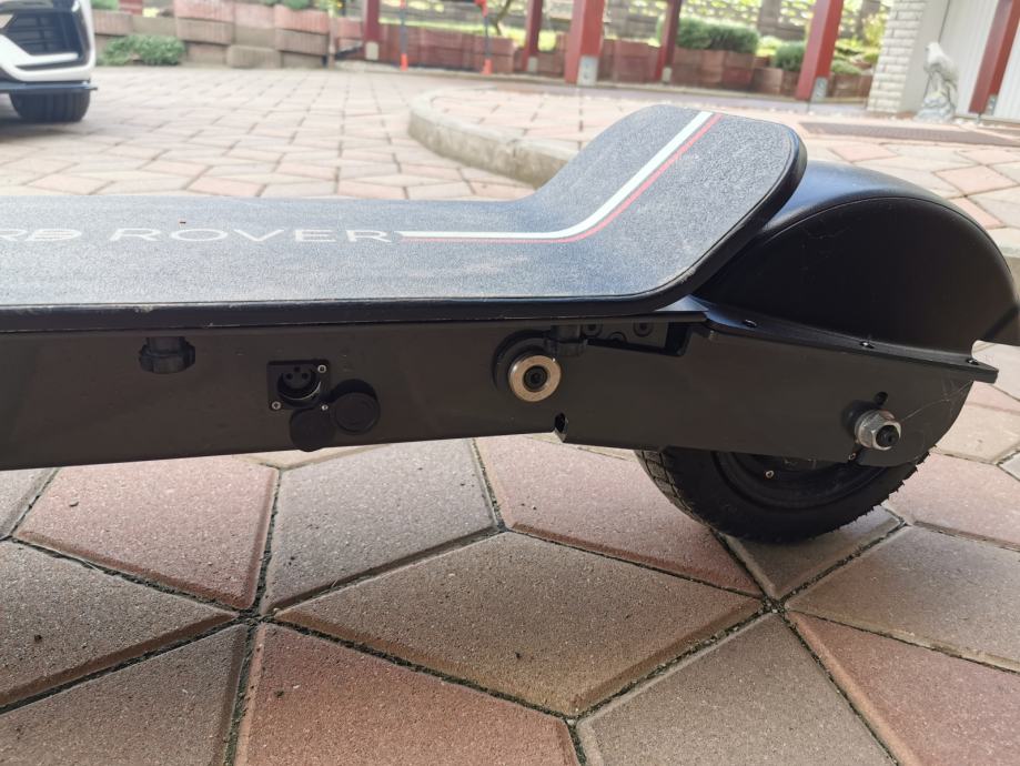 Elektični trikolesni skiro Cycleboard Rover