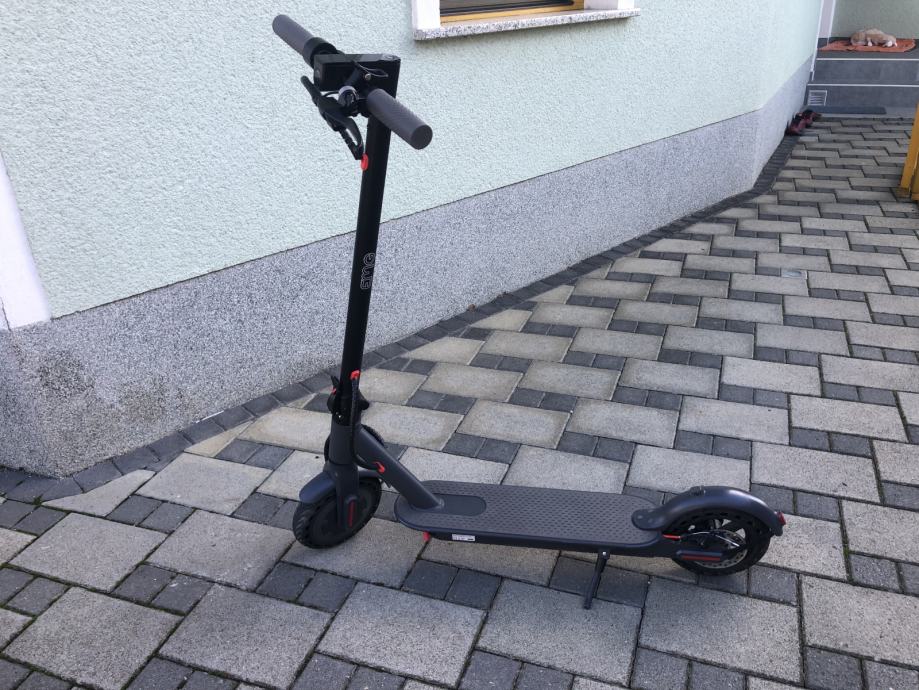 Električni skiro Trevi Velocipter NRG ES 86W - praktično nov