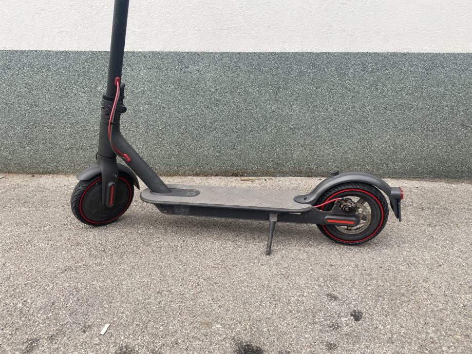 Prodam el. skiro Xiaomi M365