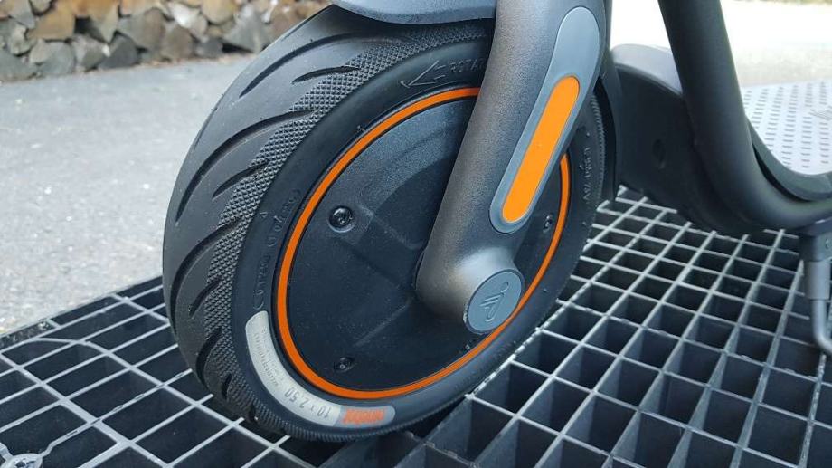 skiro Segway Ninebot F40E