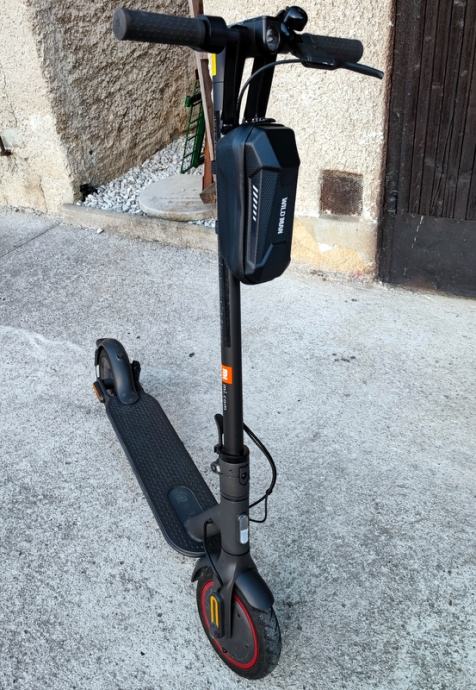 Xiaomi Mi Scooter Pro 2 električni skiro, črn